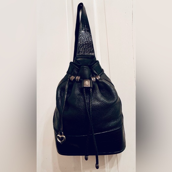 Brighton | Bags | Vintage Brighton Black Leather Bucket Sling Backpack ...